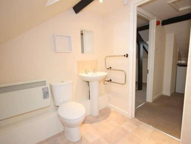 Cleveland Place East, Bath, BA1