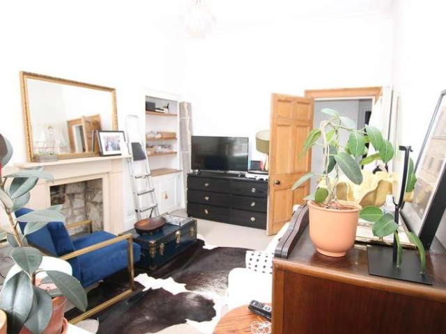 Cleveland Place West, Bath, BA1