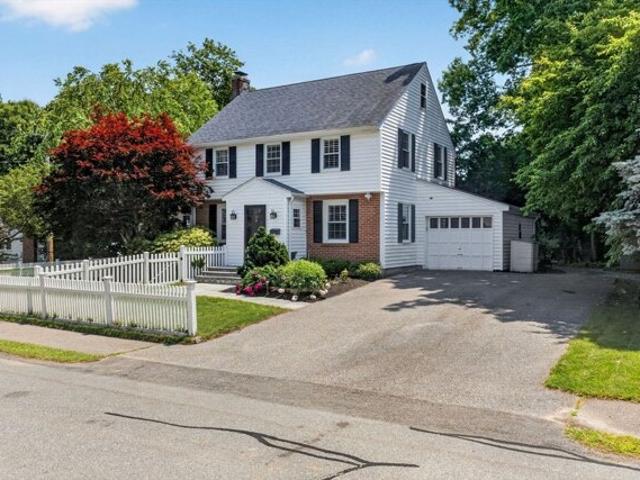 Cleveland Rd, Wellesley, Home For Sale