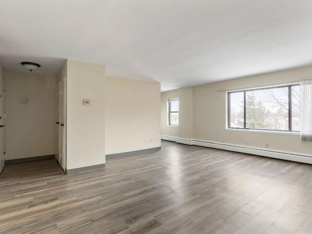 Cleveland Terrace 1 Bedroom Apartment for Rent at 569 Cleveland Ave S, St. Paul, MN 55116 Highland