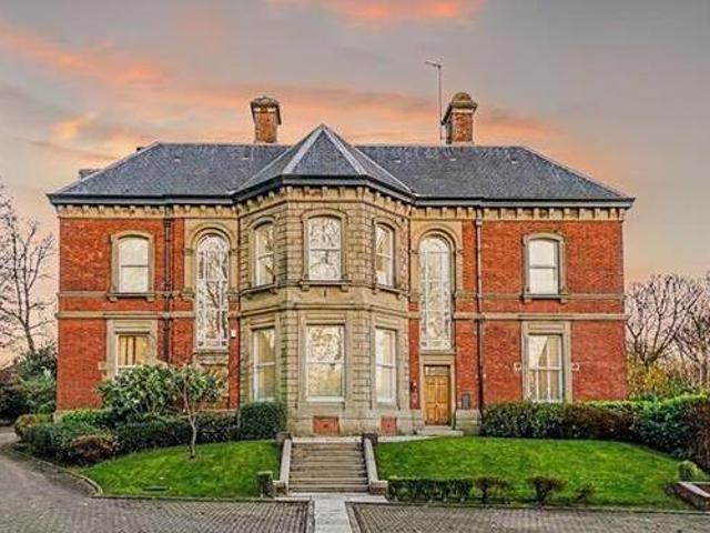 Clevelands Drive, Bolton, 2 Bedroom Apartment