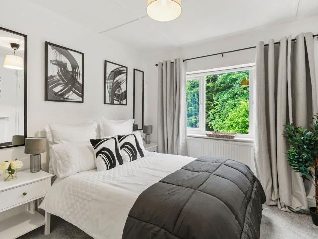 Cleveley Crescent, London W5, Room to rent, £1,200 pcm | PrimeLocation