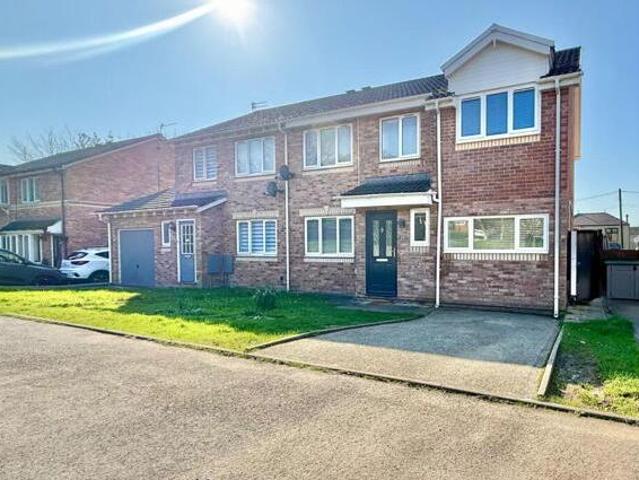 Clevis Court, South Cornelly, 4 Bedroom Semi detached