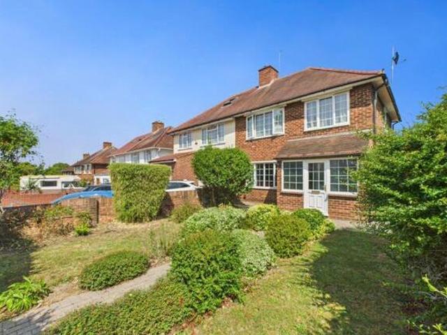 Clewer Hill Road, Windsor, 3 Bedroom Semi detached