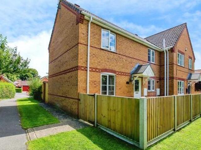 Cleymond Chase, Kirton, 3 Bedroom Semi detached
