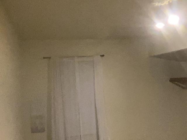 Clean 1 bedroom