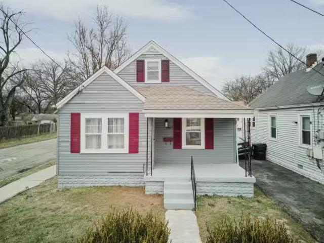 Clean 3BR/2BA 1Car Garage, Quick Move in $ Save $ 1445 Longfi.