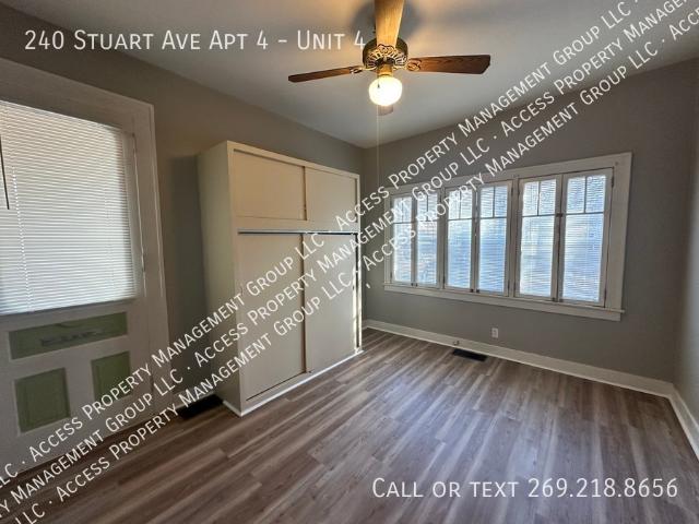 Clean, updated 1 bedroom apartment Stuart Ave, Kalamazoo!