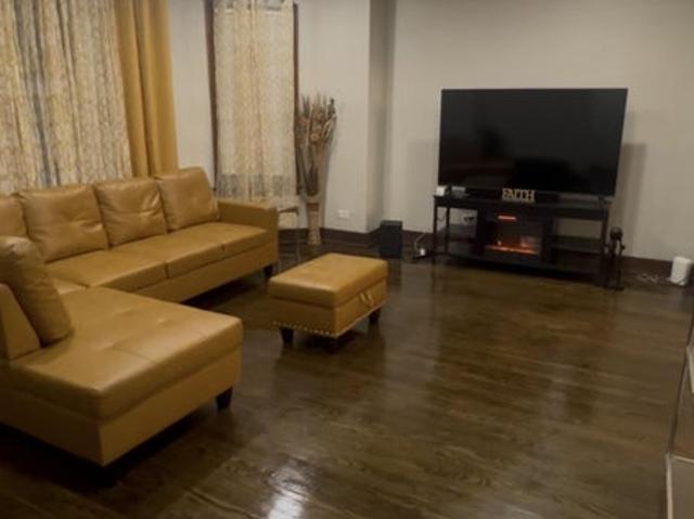 Clean, Affordable Rooms near Transit Quiet Home in