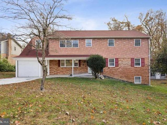 Clean and Newly Renovated Home with Shared Rooms