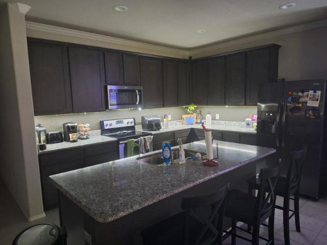 Clean and quiet home
