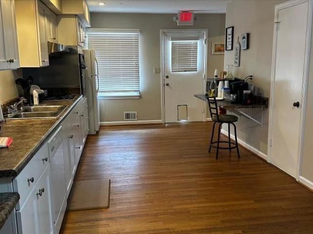 Clean and Quite Powder Springs Home
