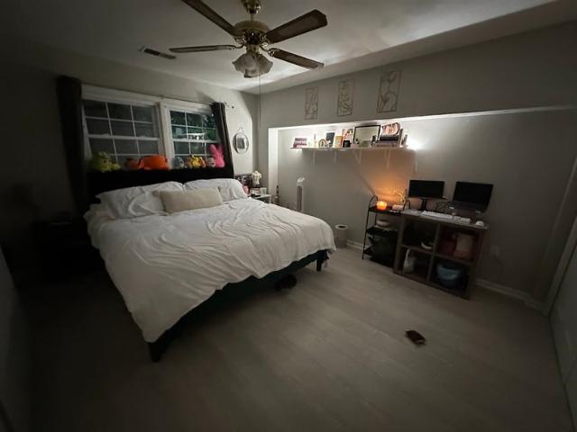 Clean, Calm Home with Friendly Roommates