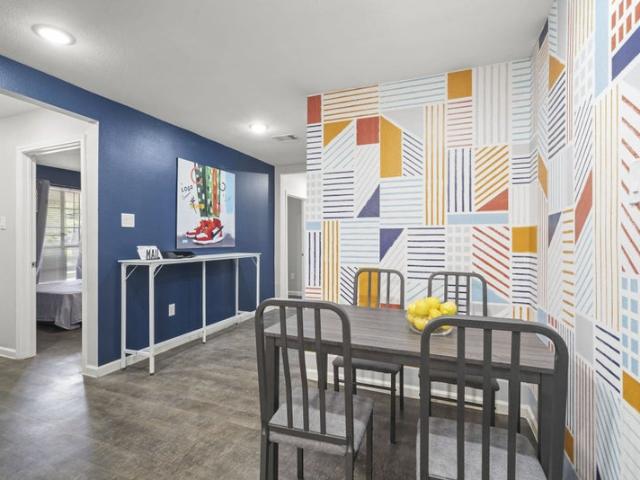 Clean, Comfy Room in East Little York | Biweekly