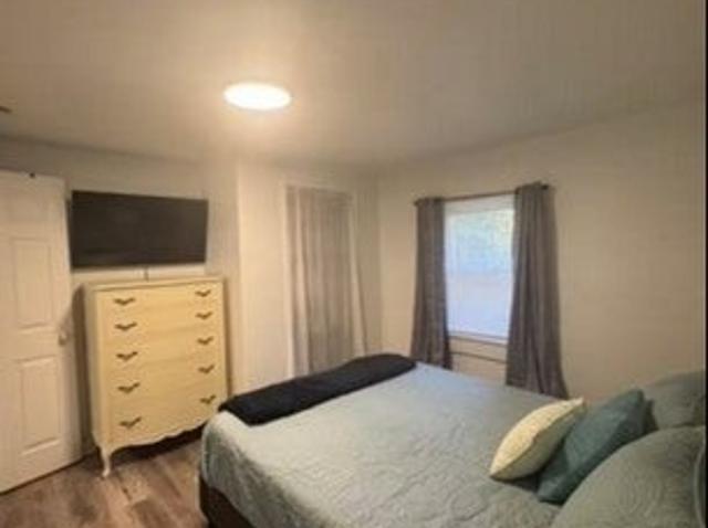 Clean & Cozy Private Room