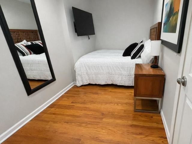Clean Quiet Room w Video Tour + Maid Service 2000