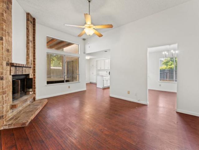 CLEAN • QUIET • SUPPORTIVE SHARED HOUSING AVAILAB
