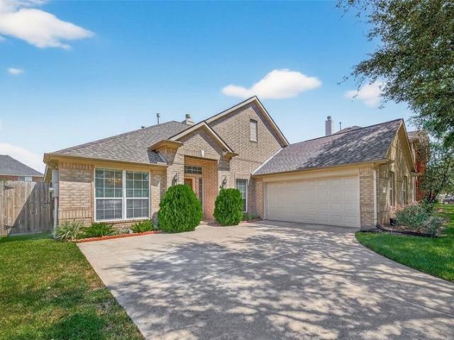 Clean room for rental at Pearland, TX