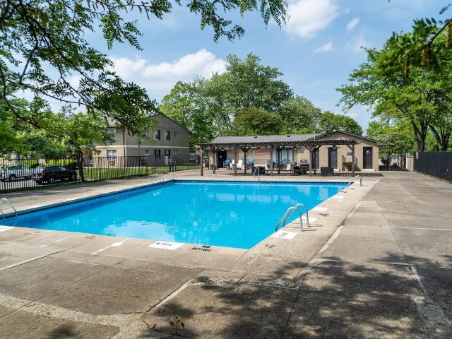 Clear Point Gardens 1 Bedroom Apartment for Rent at 1699 Shanley Dr, Columbus, OH 43224 Maize Morse