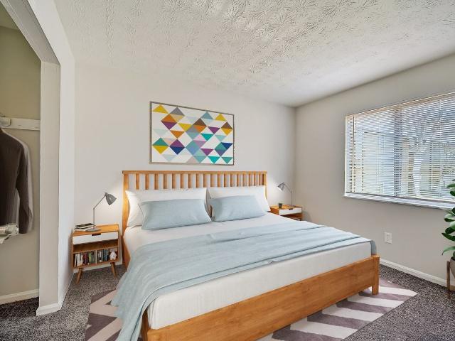 Clear Point Gardens 2 Bedroom Apartment for Rent at 1699 Shanley Dr, Columbus, OH 43224 Maize Morse