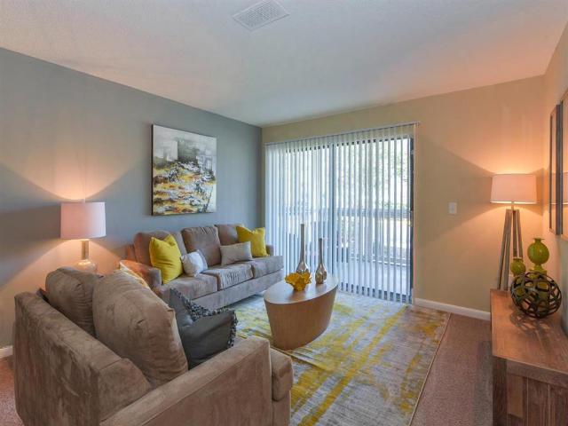 Clear Run 3 Bedroom Apartment for Rent at 5300 New Centre Dr, Wilmington, NC 28403