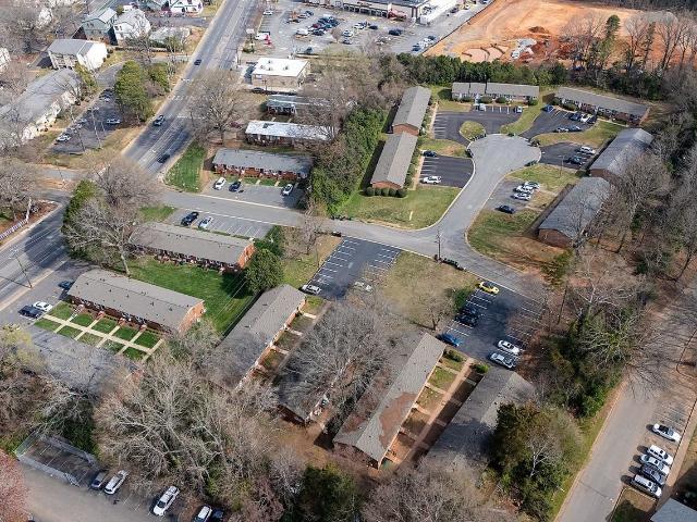 CLEARMONT AND GIRARD 1 Bedroom Apartment for Rent at 3115 Girard Ct, Charlotte, NC 28212 Sheffield Park