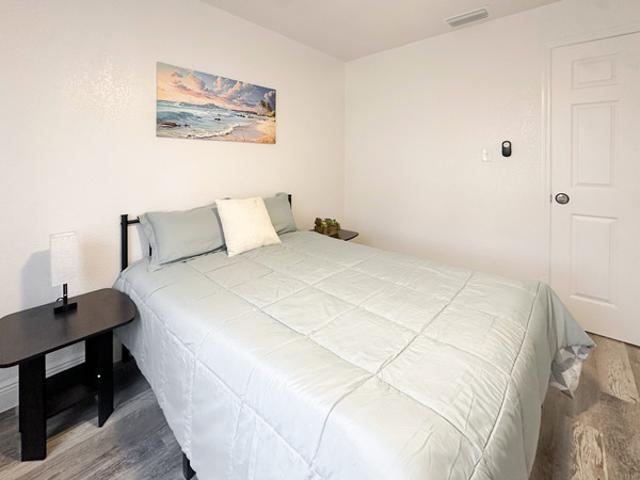 Clearwater House by St Pete Airport with Dining area. Homey & spacious