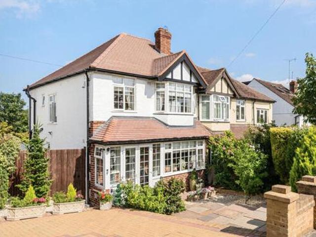 Cleave Avenue, Kent, 3 Bedroom Semi detached