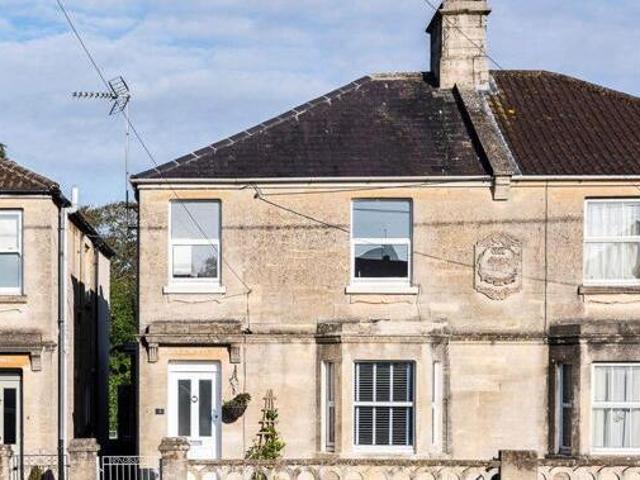Cleevedale Road, Corsham, 2 Bedroom End