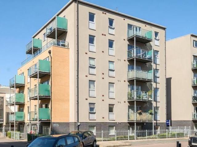 Clematis Apartments, Merchant Street, Mile End, Bow, London E3, 1 bed flat to rent, £1,647 pcm | PrimeLocation