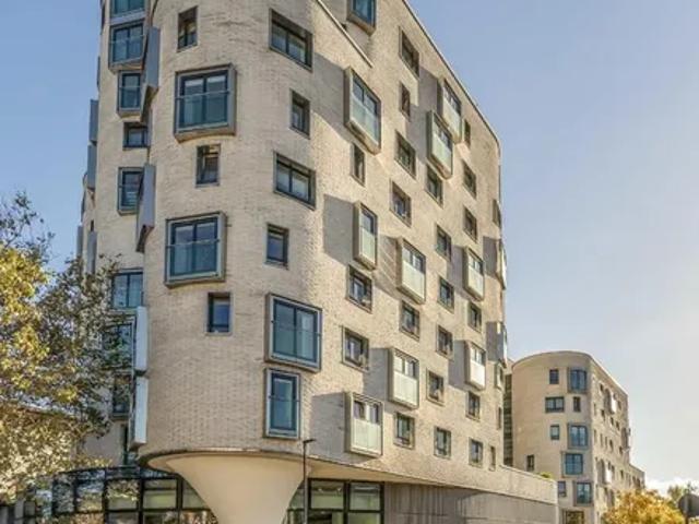 Clement Avenue, London, SW4 7TY, United Kingdom | 2 bed apartment for rent #139265074 | Rentberry