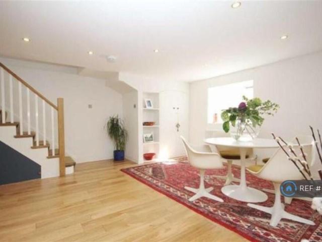 Clementina Road, London, E10 4 bed maisonette to rent £3,395 pcm £783 pw