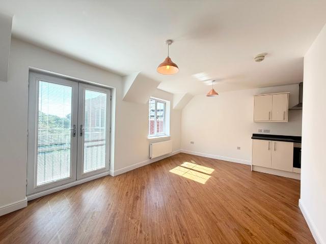 Clementine Drive, Nottingham NG3, 2 bed flat to rent, £1,025 pcm | PrimeLocation