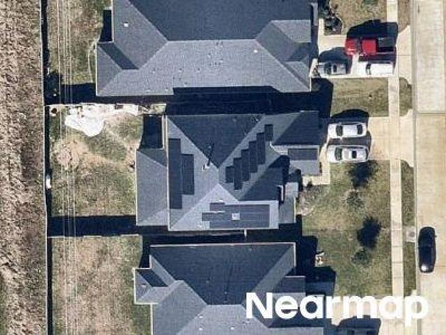 Clements Shore Ln