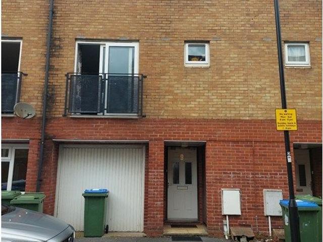 Clench Street, Southampton SO14, 4 bed terraced house to rent, £1,700 pcm | PrimeLocation