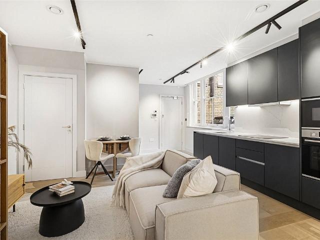 Clenston Mews, London W1H, Studio to rent, £2,643 pcm | PrimeLocation
