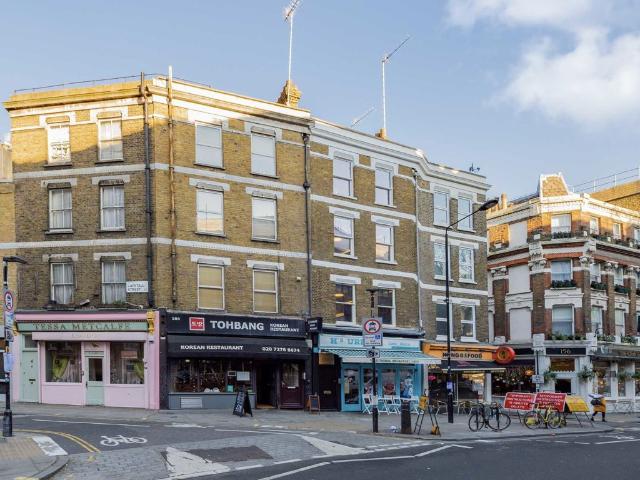 Clerkenwell Road, Clerkenwell EC1R, Studio to rent, £2,200 pcm | PrimeLocation