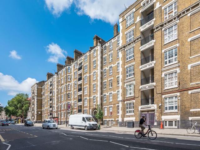 Clerkenwell Road, Farringdon, London EC1R, 1 bed flat to rent, £2,384 pcm | PrimeLocation