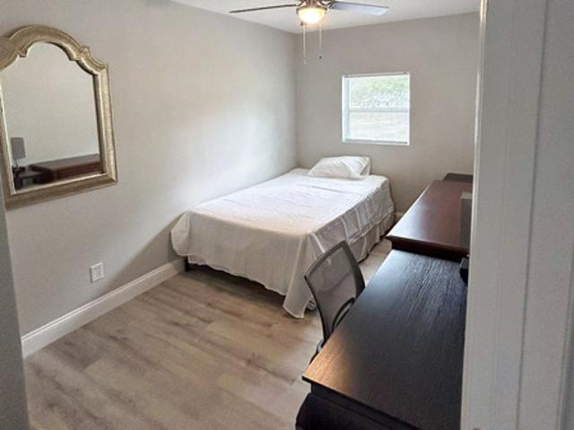 Clermont House with Dining area. Beautiful & newly renovated