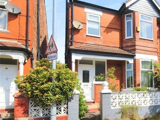 Clitheroe Road, Manchester, M13 0PJ, United Kingdom | 3 bed duplex for rent #167781820 | Rentberry
