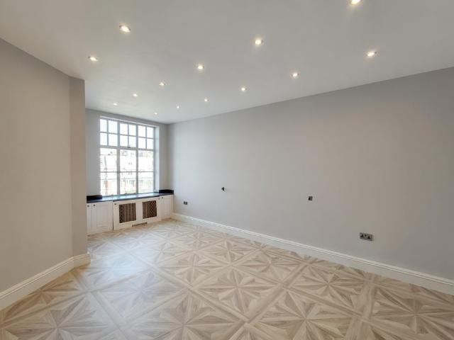 Clive Court, Maida Vale, London, W9