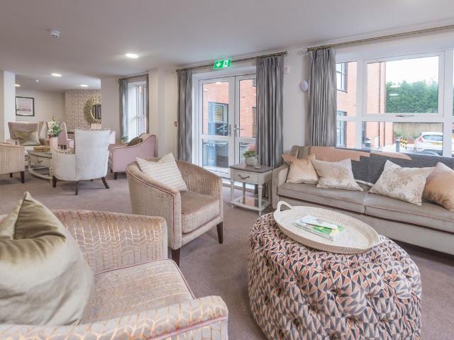 Clive Road, Batchley, Redditch B97, 1 bed flat to rent, £1,250 pcm | PrimeLocation