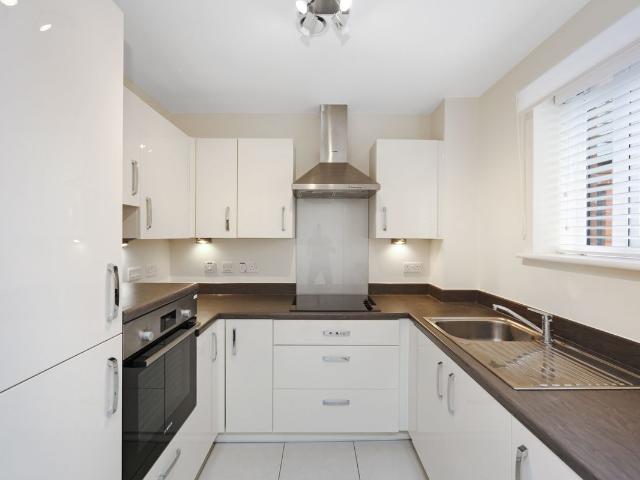 Clive Road, Batchley, Redditch B97, 1 bed flat to rent, £1,250 pcm | PrimeLocation