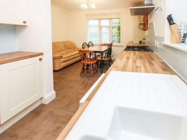 Clive Road, Bournemouth BH9, 5 bed property to rent, £2,750 pcm | PrimeLocation
