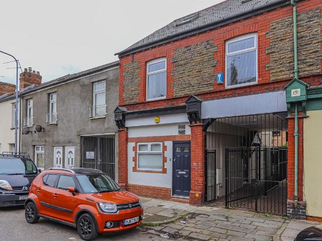 Clive Road, Canton, Cardiff CF5, 2 bed flat to rent, £1,150 pcm | PrimeLocation