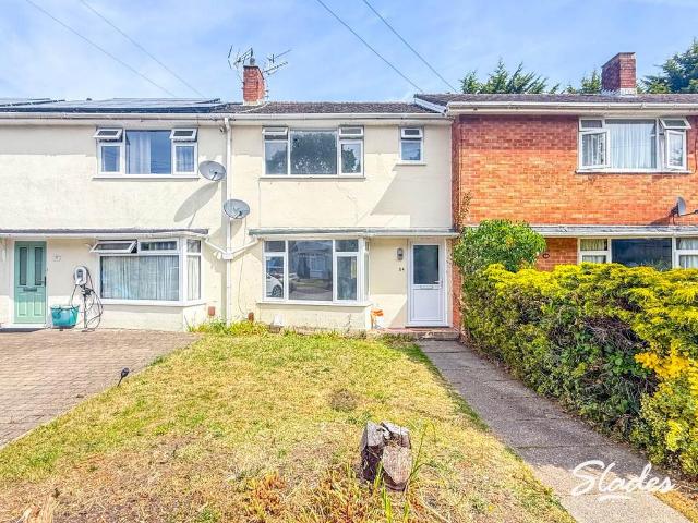 Clive Road, Highcliffe, Christchurch 3 bed terraced house to rent £1,395 pcm £322 pw