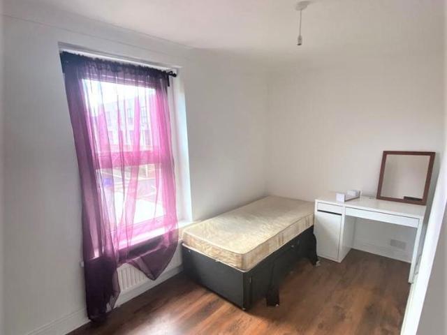 Clive Street, Cardiff CF11, Room to rent, £525 pcm | PrimeLocation