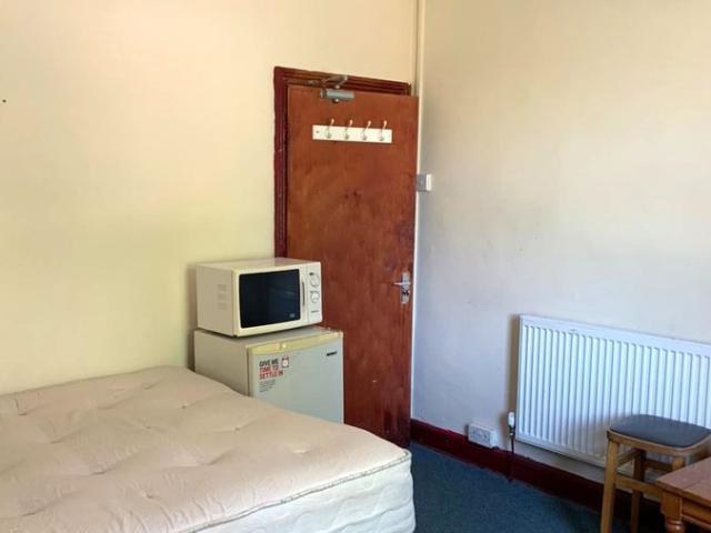 Clive Street, Cardiff CF11, Room to rent, £550 pcm | PrimeLocation
