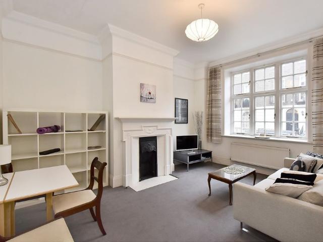 Cliveden Place, Chelsea, London, SW1W