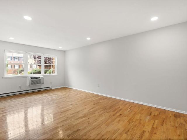 Cliff View Gardens 1 Bedroom Apartment for Rent at 306E Hackensack St, Wood Ridge, NJ 07075